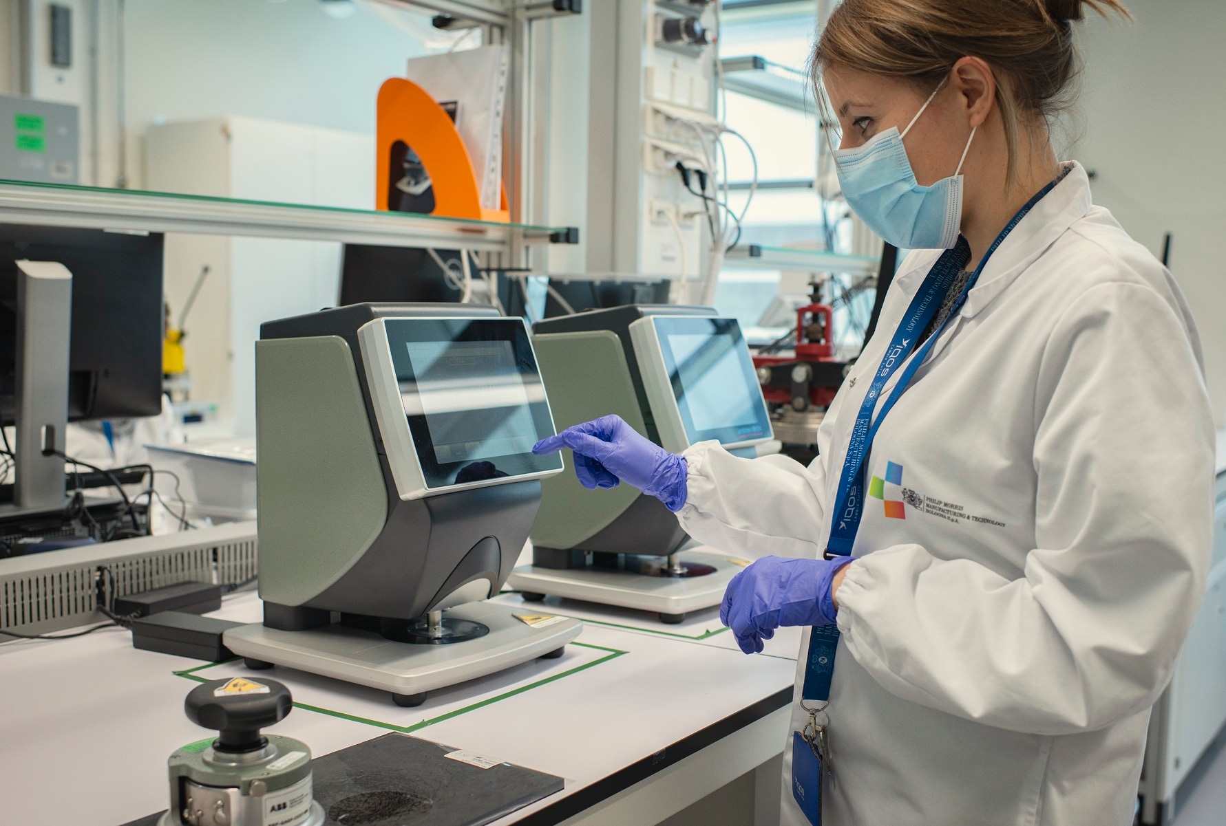 Fundamentals | PMI - Philip Morris International